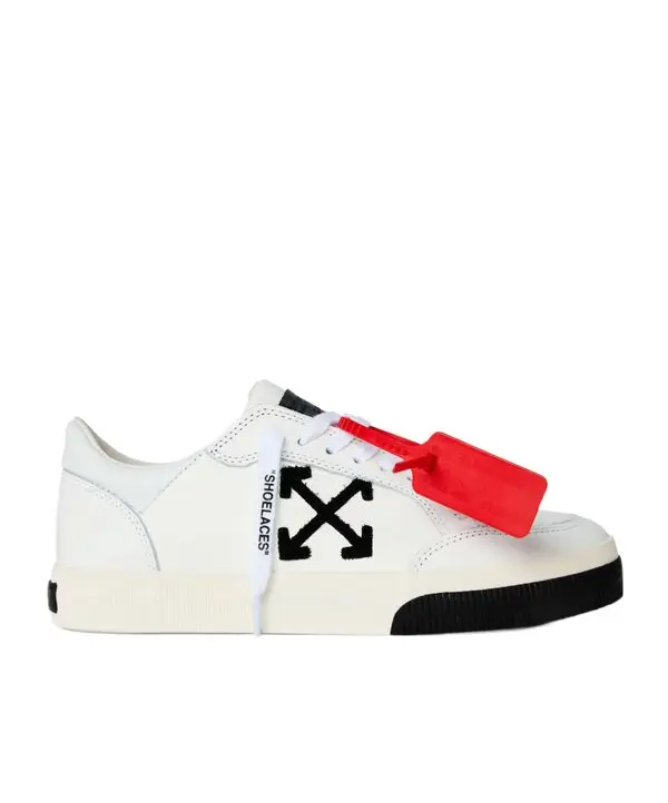 Off-White Round Toe Low-top Casual Shoes