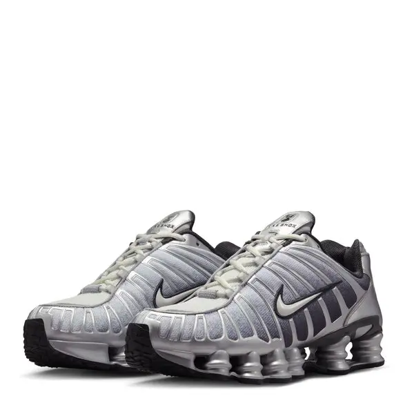 Nike Shox Sneakers - Gray