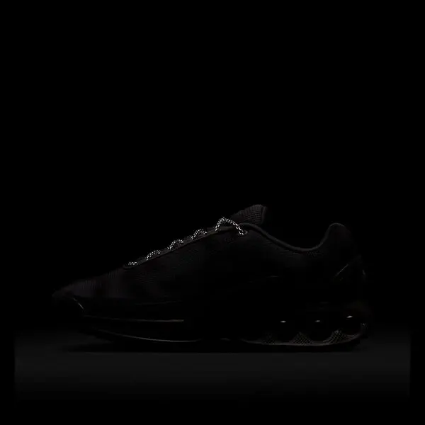 Nike Max Dn Lace-up Sneakers - Black