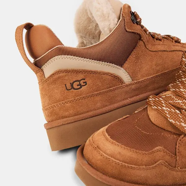 UGG Low-top Sneakers