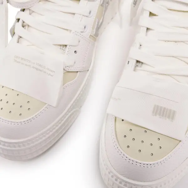 Off-White Low Top Sneakers With Zip-tie Tag