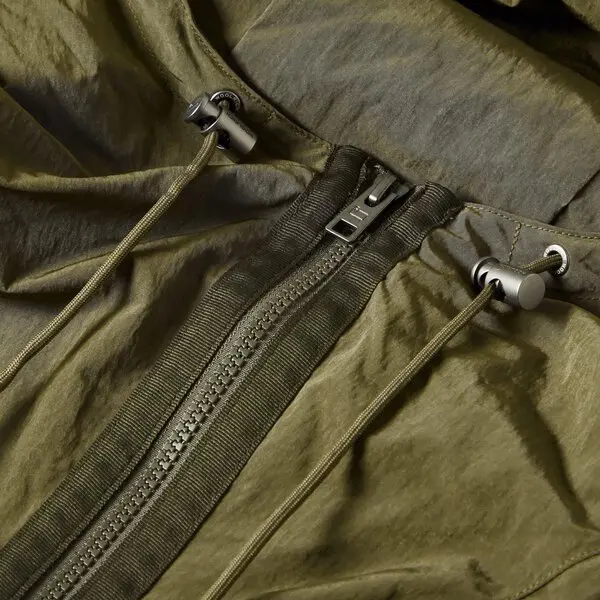 Woolrich Hooded Zip-up Casual Jacket