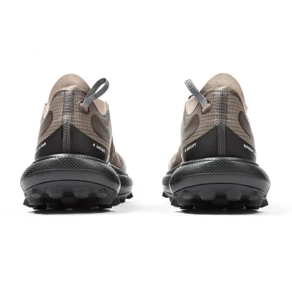 Satisfy Running Sneakers