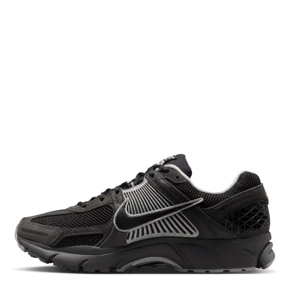Nike Vomero 5 Athletic Sneakers - Black