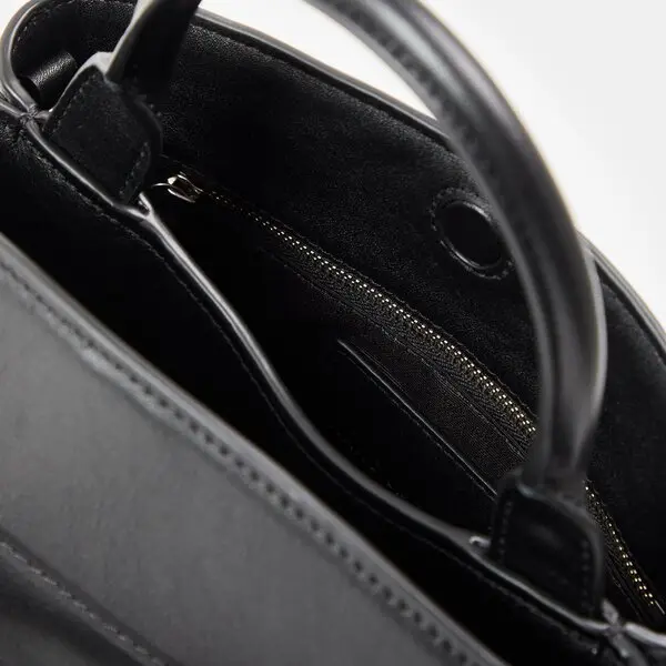 Marc Jacobs Satchel Handbag