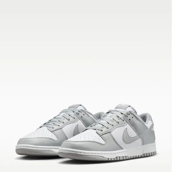 Nike Dunk Low Trainers - Gray