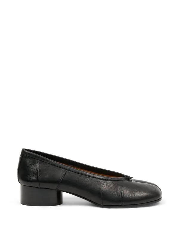 MAISON MARGIELA Tabi Mini Ballet Flats With Distressed Finish - Nero