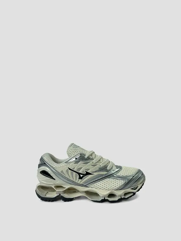 Mizuno Wave Print Slip-on Sneakers