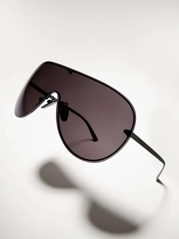 Gucci Metal Frame Sunglasses With Logo Temples And Adjustable Nosepads