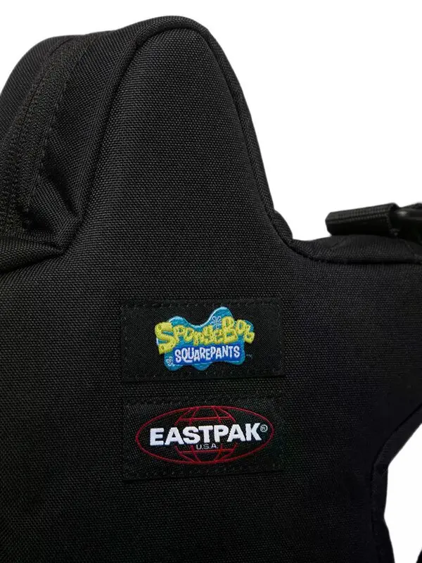 EASTPAK Star Graphic Shoulder Bag