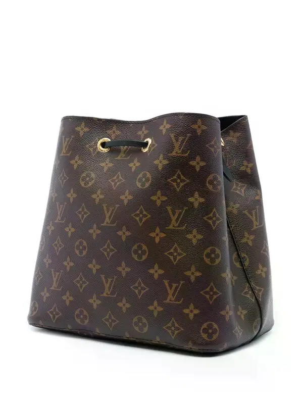 LOUIS VUITTON 2017 Monogram Neonoe Mm Bucket Bag