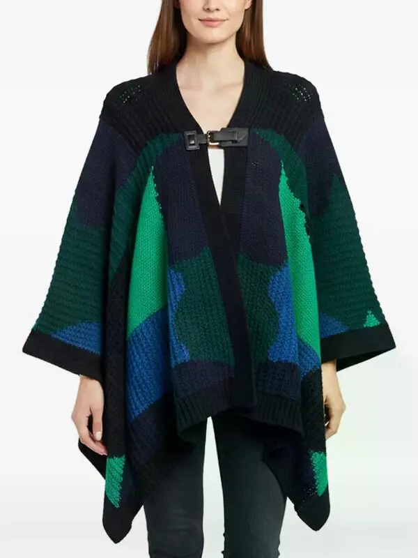 LOUIS VUITTON Crochet Knit Cape