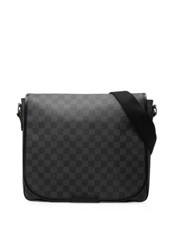 LOUIS VUITTON 2011 Damier Graphite Daniel Mm Crossbody Bag