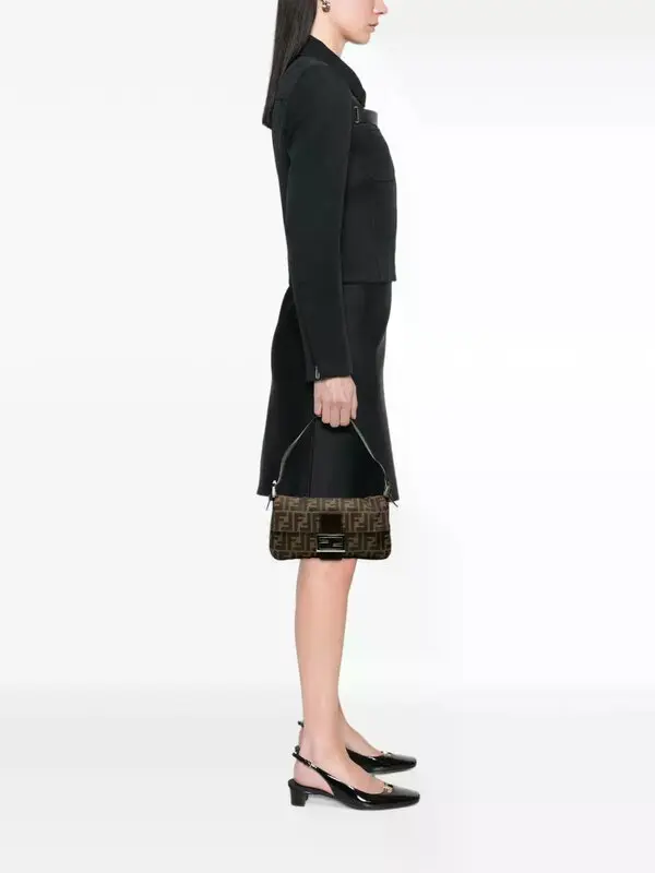 Fendi 2000-2010 Zucca Canvas Baguette Shoulder Bag