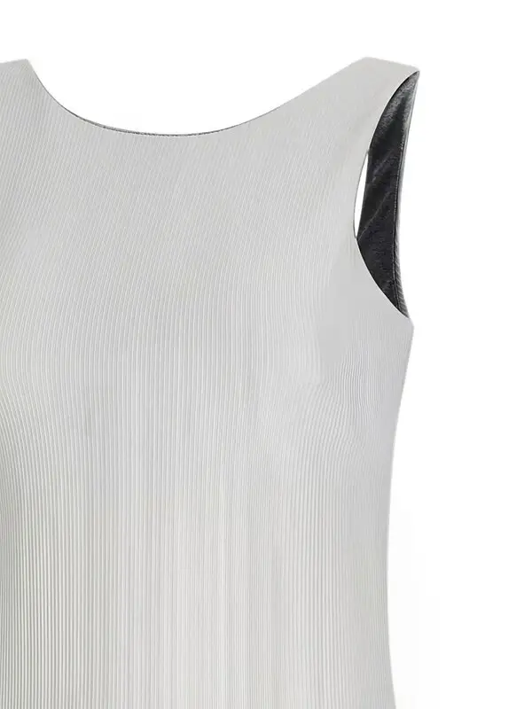 HOUSE OF GRAVITY Ribbed Knit Sleeveless Top