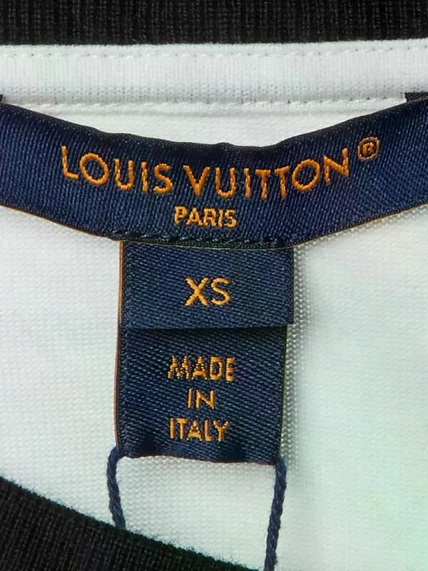 LOUIS VUITTON Short-sleeve T-shirt