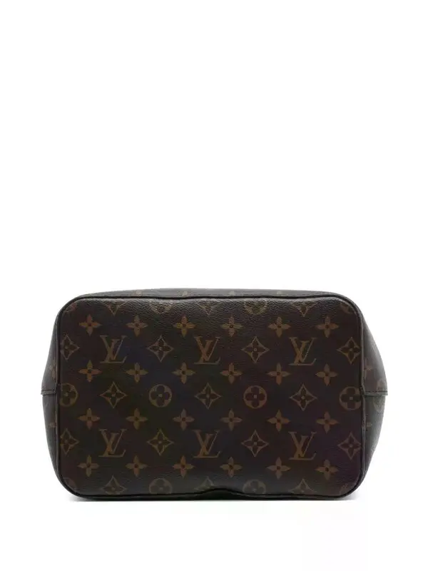 LOUIS VUITTON 2000-2026 Monogram Neonoe Mm Bucket Bag
