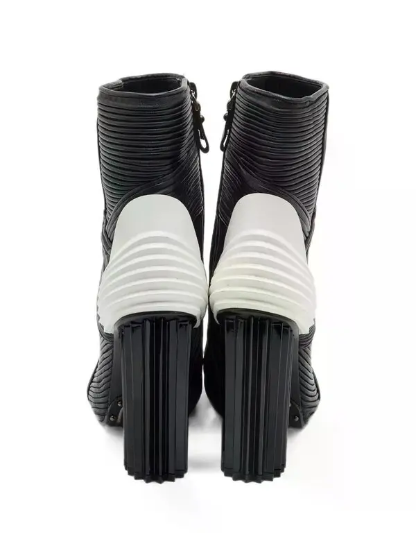 Balmain Ribbed Pointed Toe Ankle Boots