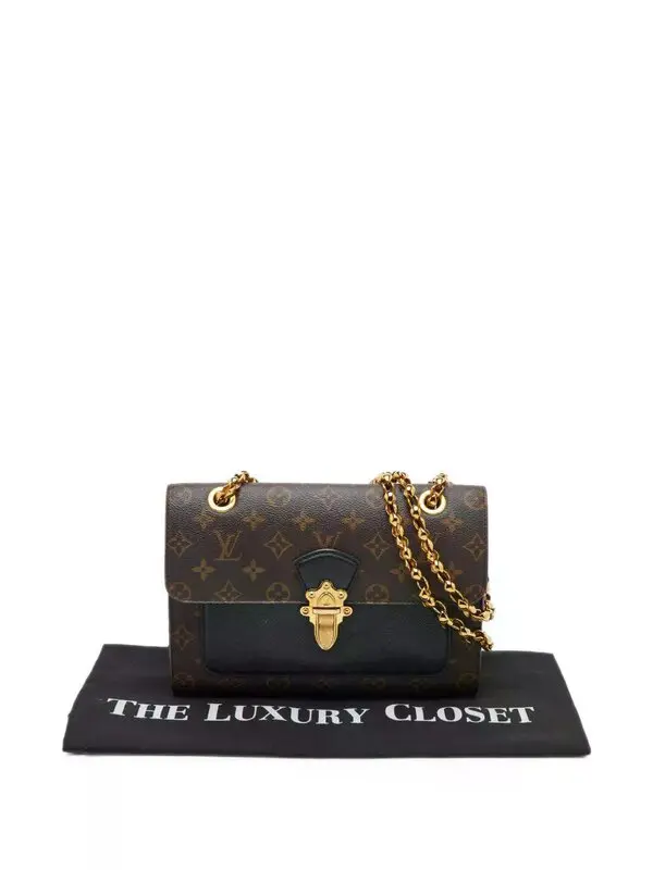 LOUIS VUITTON Victoire Shoulder Bag