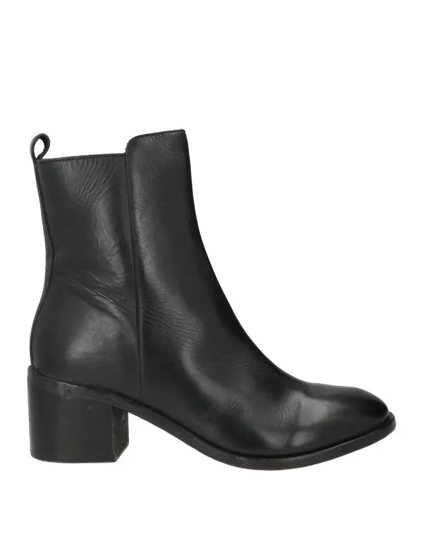 Moma Leather Ankle Boots - Black