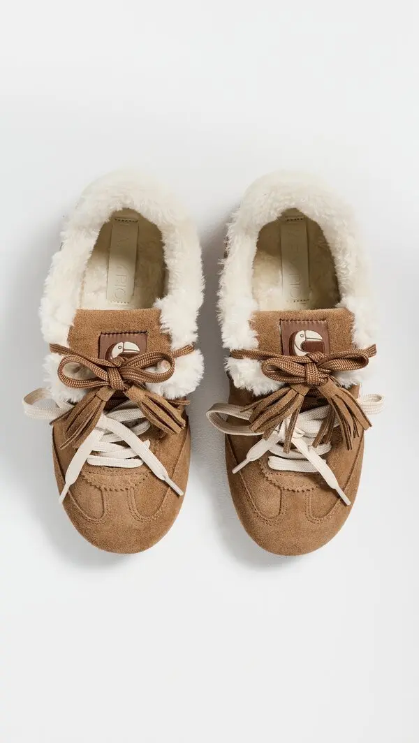 Farm Rio Sherpa Sneakerinas