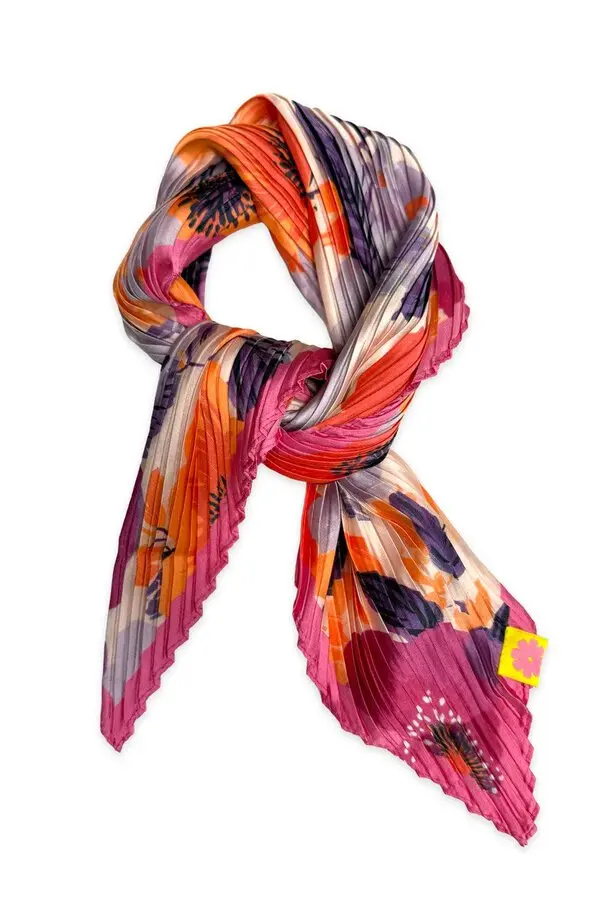 WILD COSMOS Claire Plissé Petit Scarf