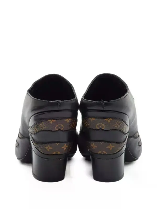 LOUIS VUITTON Monogram Canvas Pointed-toe Mules