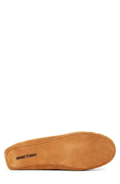 Minnetonka Sheepskin Softsole Venetian Slipper