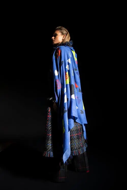 MAISON COMMON Printed And Embroidered Scarf With Tassels With Heart Motifs
