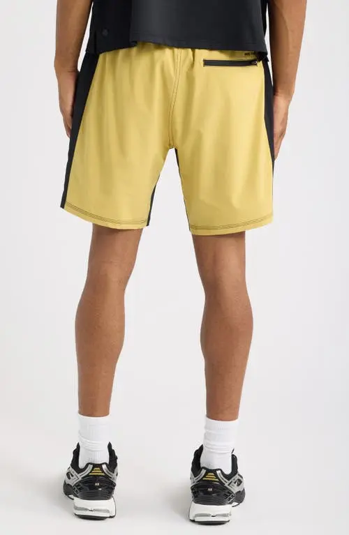 SANTO STUDIO Tempo Wordmark Performance Shorts