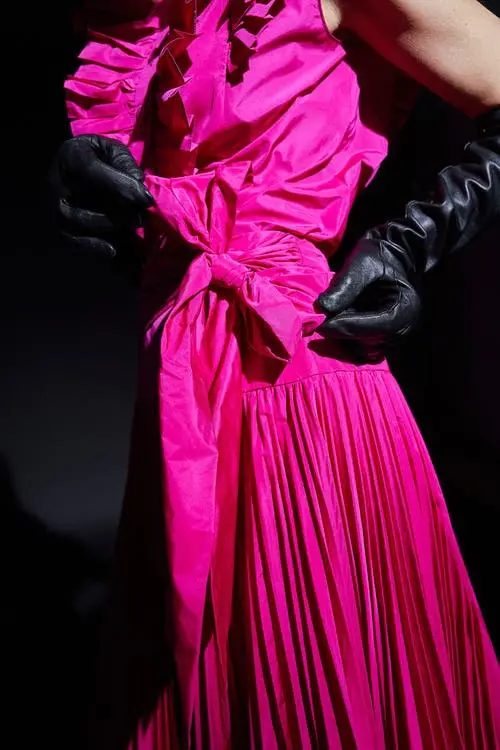 MAISON COMMON Taffeta Skirt With Bow Tie - Pink