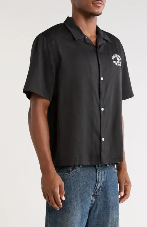 PACSUN Buster Short Sleeve Button-up Camp Shirt
