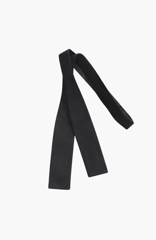 THE BLACK TUX Satin Straight Bow Tie