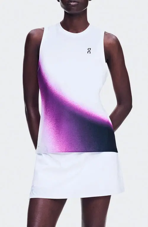 On Court Performance Swing Tank
