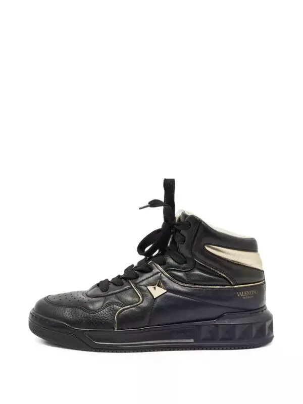 Valentino Garavani One Stud High-top Sneakers - Black