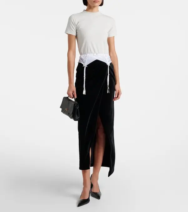 Balenciaga Avenue 90 Leather Pumps