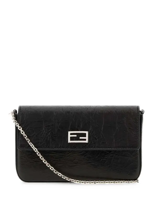 Fendi Compact Wallet On Chain In Cracked Leather - Black