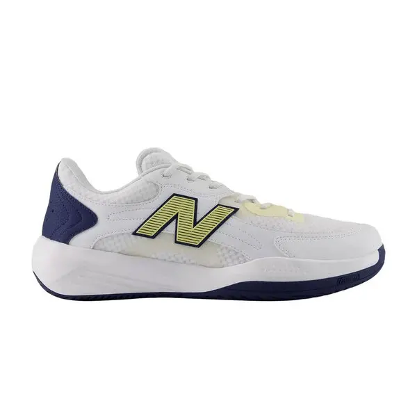 NEW BALANCE 696v7 Athletic Sneakers