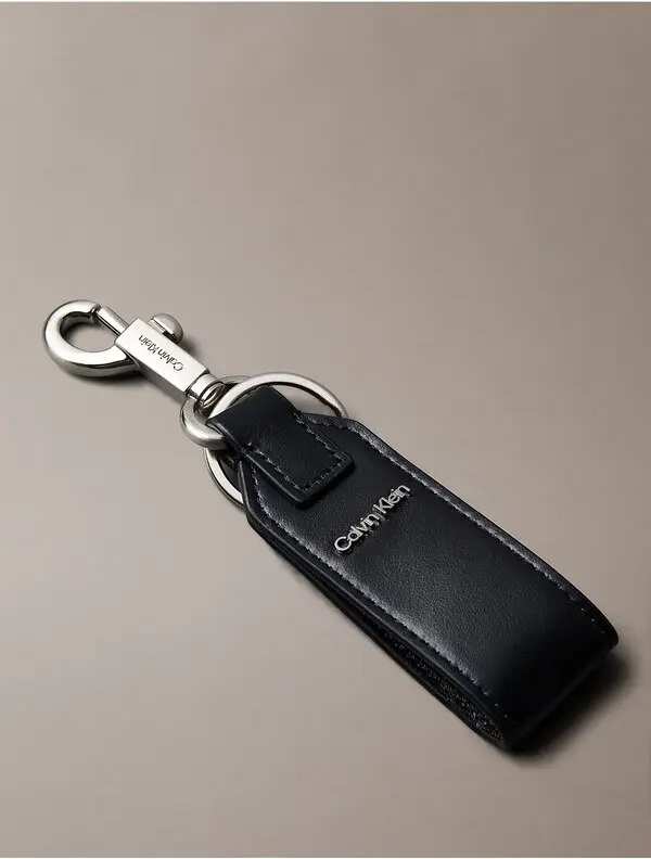 Calvin Klein Hardware Logo Coin Wallet & Key Fob