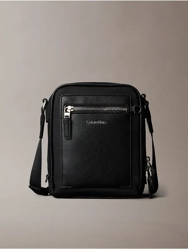 Calvin Klein Hardware Logo Mixed Reporter Bag
