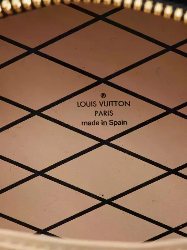 LOUIS VUITTON Boîte Chapeau Epi Leathe Tote Bag