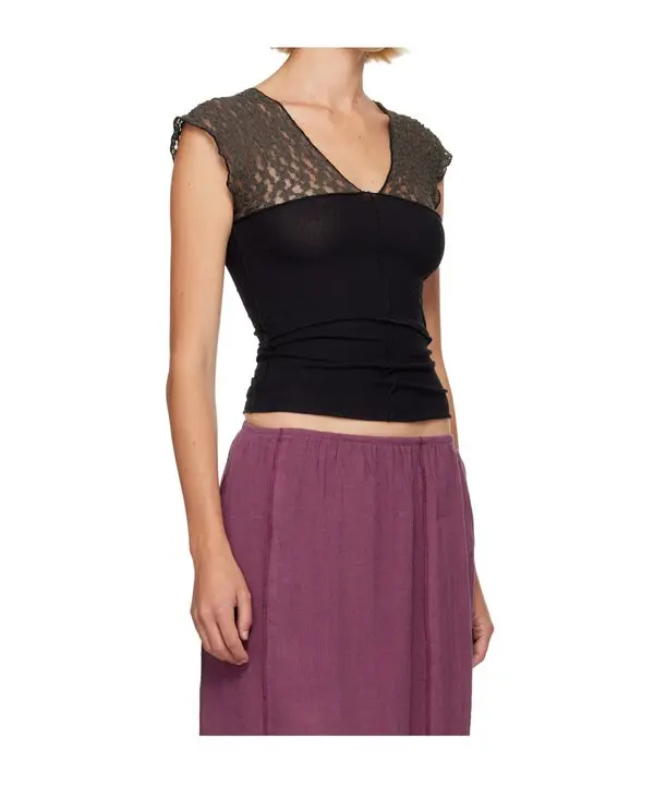 BASERANGE Sleeveless Top
