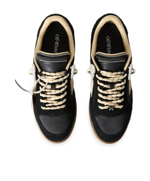 Off-White Lace-up Low-top Casual Sneakers - Multicolor