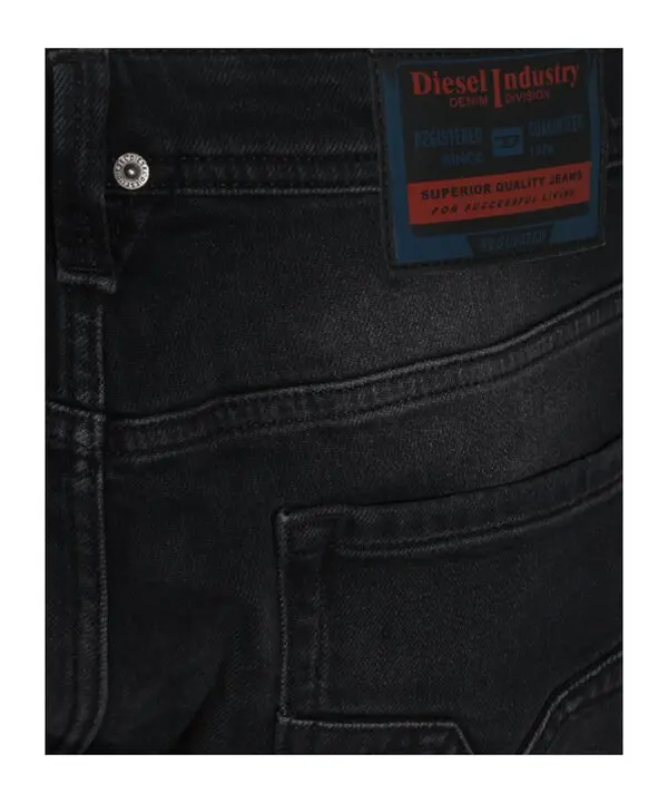 DIESEL® Logo Patch Straight-leg Jeans