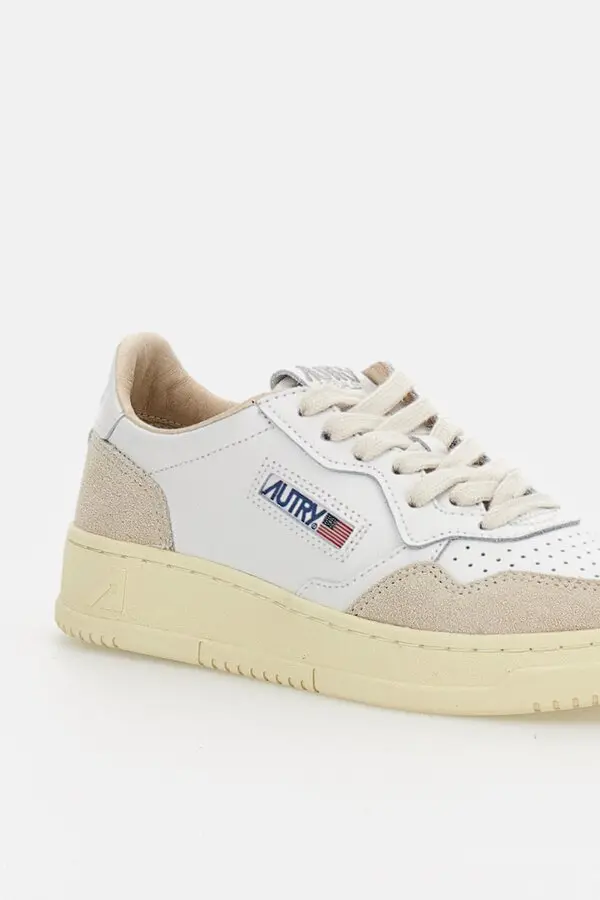 AUTRY Medalist Low Leather Sneakers - Bianco