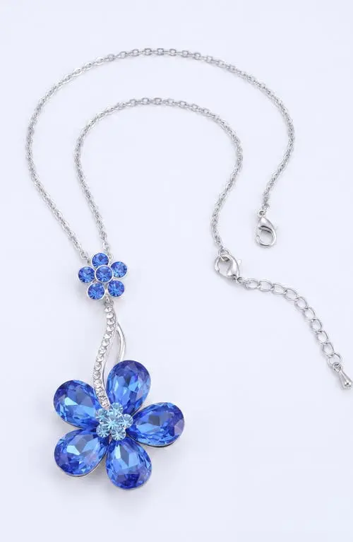 MODENAIRE Crystal Daisy Flower Pendant Necklace - Sapphire