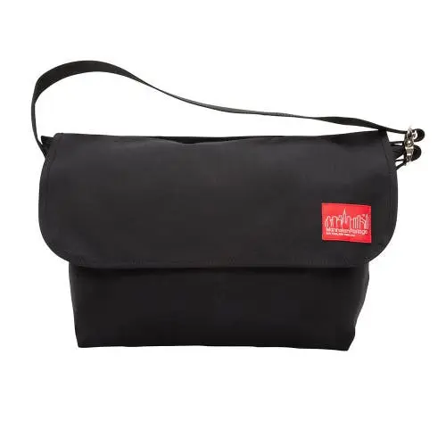 MANHATTAN PORTAGE Vintage Messenger Bag - Black