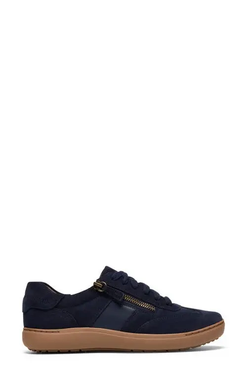 Clarks Nalle T-toe Sneaker - Navy Combo