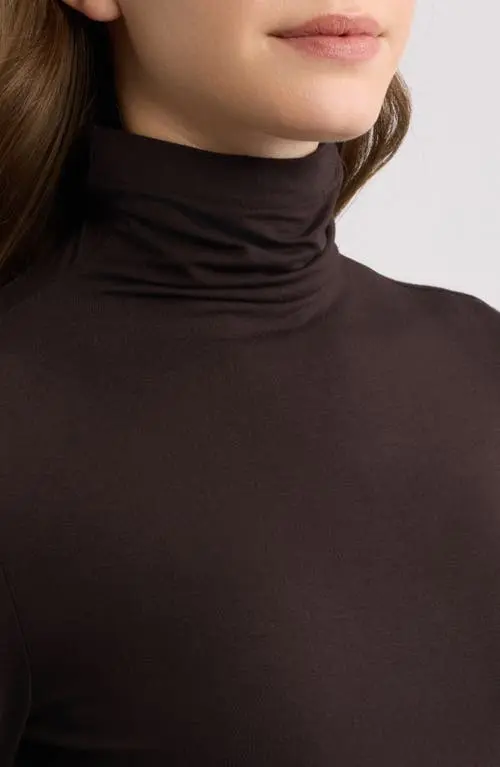 Anne Klein Seamless Turtleneck Long Sleeve Top - Deep Mahogany