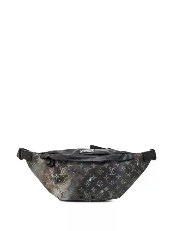 LOUIS VUITTON Galaxy Discovery Belt Bag - Black